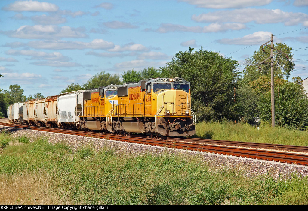 UP 4340 heads up a Sb freight thur east stl Mo.
